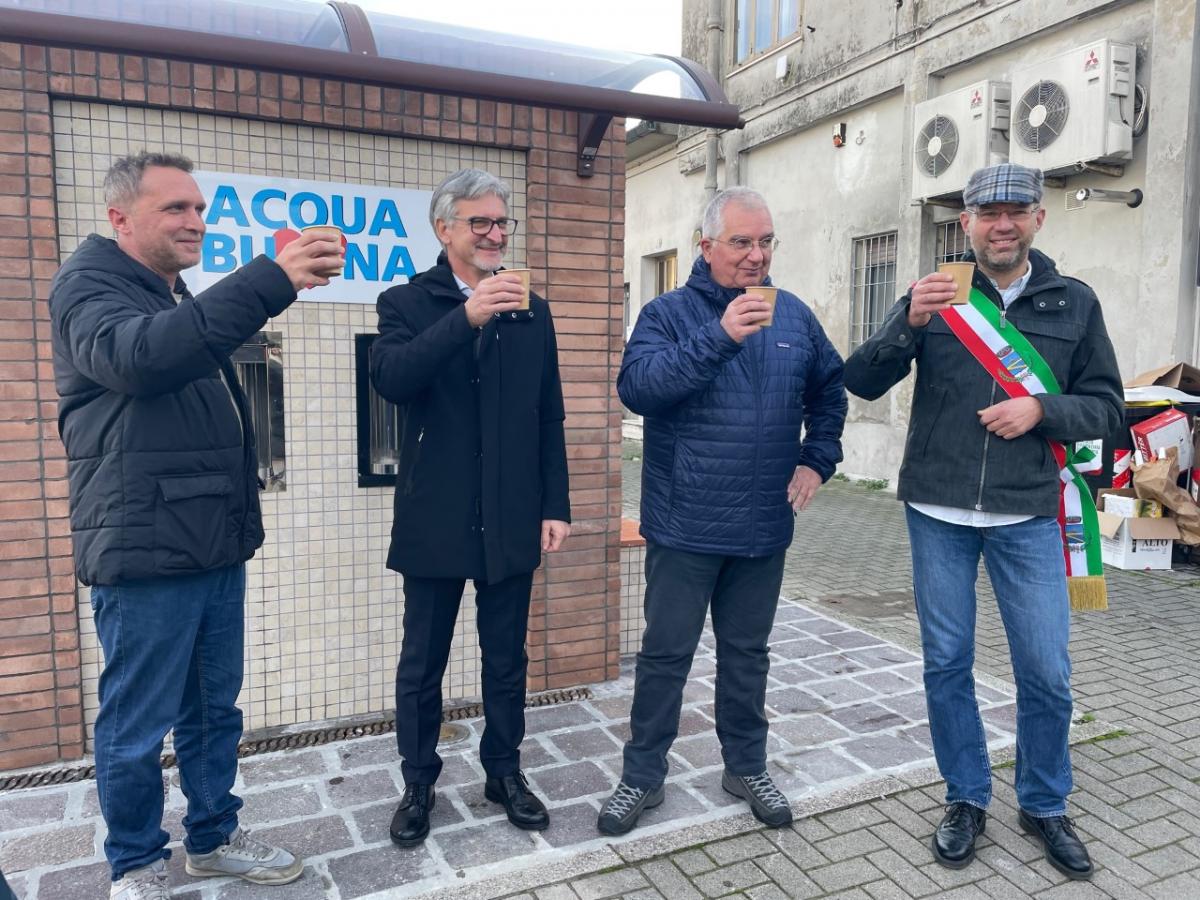 Cascina: inaugurato il fontanello di acqua ad alta qualità a Latignano ...